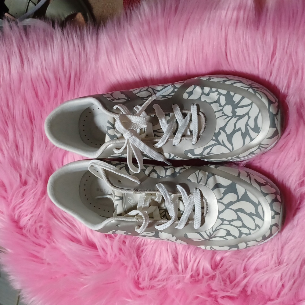 Easy Spirit Walking Shoes Women's - Gem